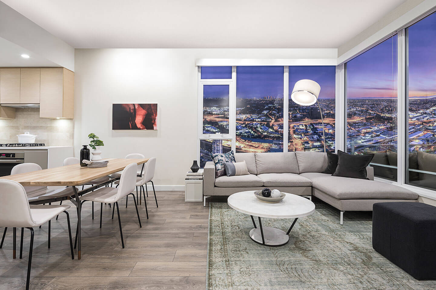 Gilmore Place 1 Bed Condo in Burnaby (Skytrain Station in Complex) 本拿比 ...